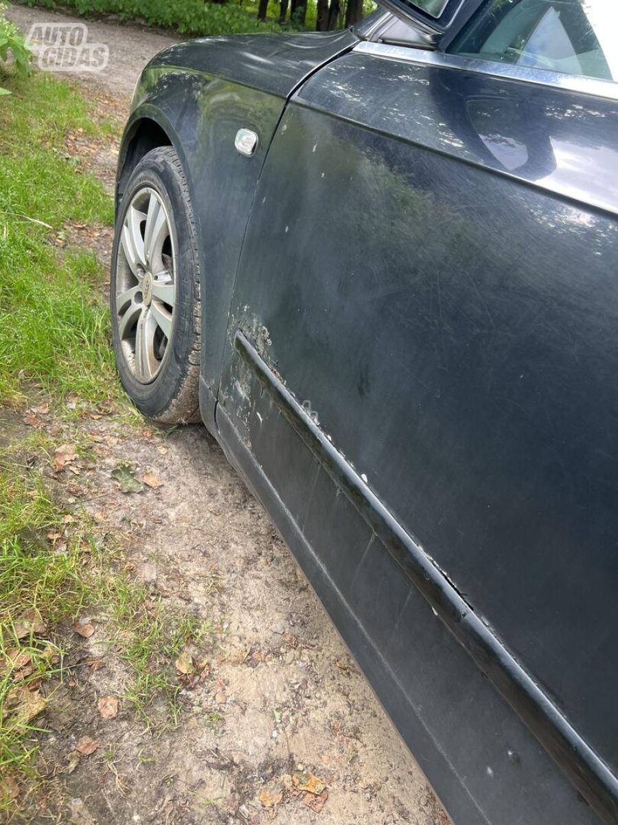 Audi A4 2005 Viļņa, ar dzinēja tilpumu 2.50 L un nobraukumu 330 tūkst. km par 700 €, foto 8 vietnē AUTOMOTO.COM.LV