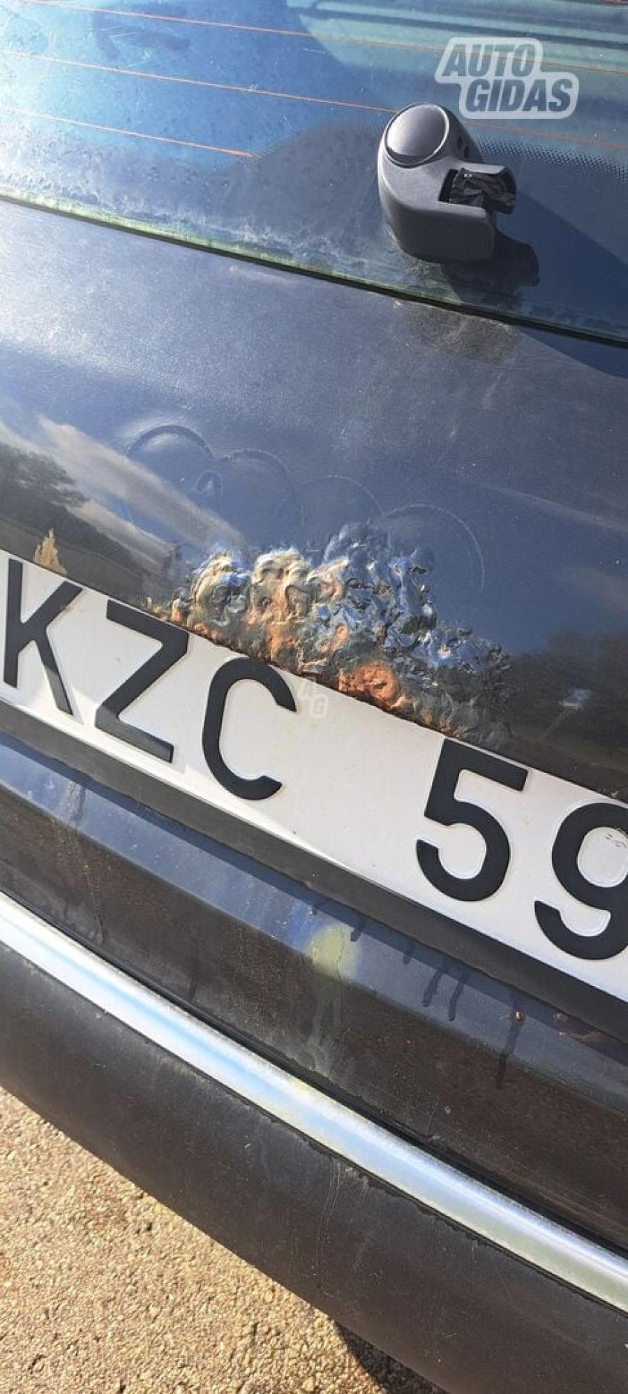 Ауди А4 2005 в Паневежис, объемом двигателя 2.00 л и пробегом 246 тыс. км за 750 €, фото 26 на AUTOMOTO.COM.LV