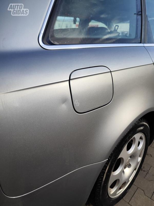 Audi A4 2005 in Vilnius, with an engine capacity of 2.00 L and mileage of 272 thousand km for 2000 €, photo 11 on AUTOMOTO.COM.LV