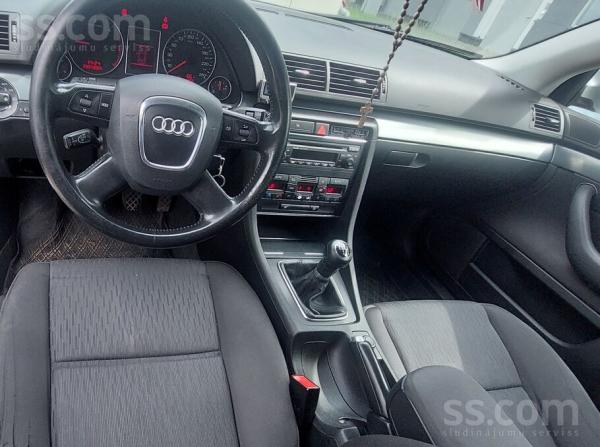 Audi A4 2006 Ogre, ar dzinēja tilpumu 2.00 L un nobraukumu 371 tūkst. km par 2800 €, foto 3 vietnē AUTOMOTO.COM.LV