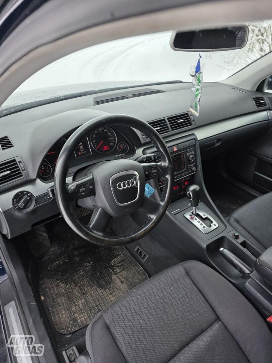 Audi A4 2006 in Alytus, with an engine capacity of 2.00 L and mileage of 280 thousand km for 3400 €, photo 13 on AUTOMOTO.COM.LV