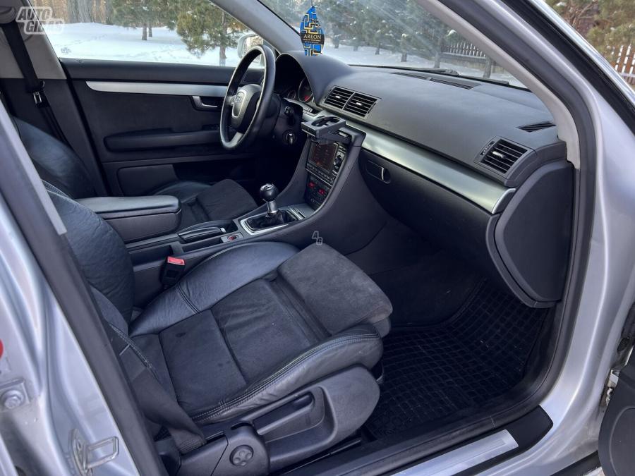 Audi A4 2006 Alīta, ar dzinēja tilpumu 2.00 L un nobraukumu 341 tūkst. km par 2550 €, foto 14 vietnē AUTOMOTO.COM.LV