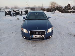 Audi A4 2006 in Kretinga, with an engine capacity of 2.00 L and mileage of 327 thousand km for 2400 €, photo 3 on AUTOMOTO.COM.LV