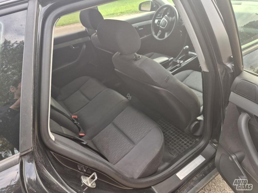 Audi A4 2006 in Kaunas, with an engine capacity of 2.00 L and mileage of 443 thousand km for 1700 €, photo 10 on AUTOMOTO.COM.LV