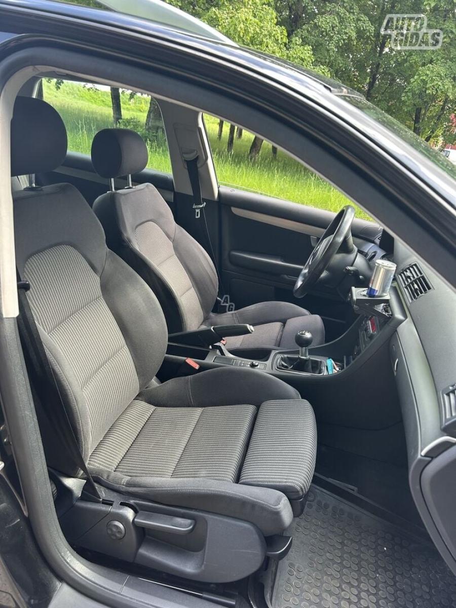 Audi A4 2006 in Vilnius, with an engine capacity of 2.50 L and mileage of 315 thousand km for 1550 €, photo 14 on AUTOMOTO.COM.LV