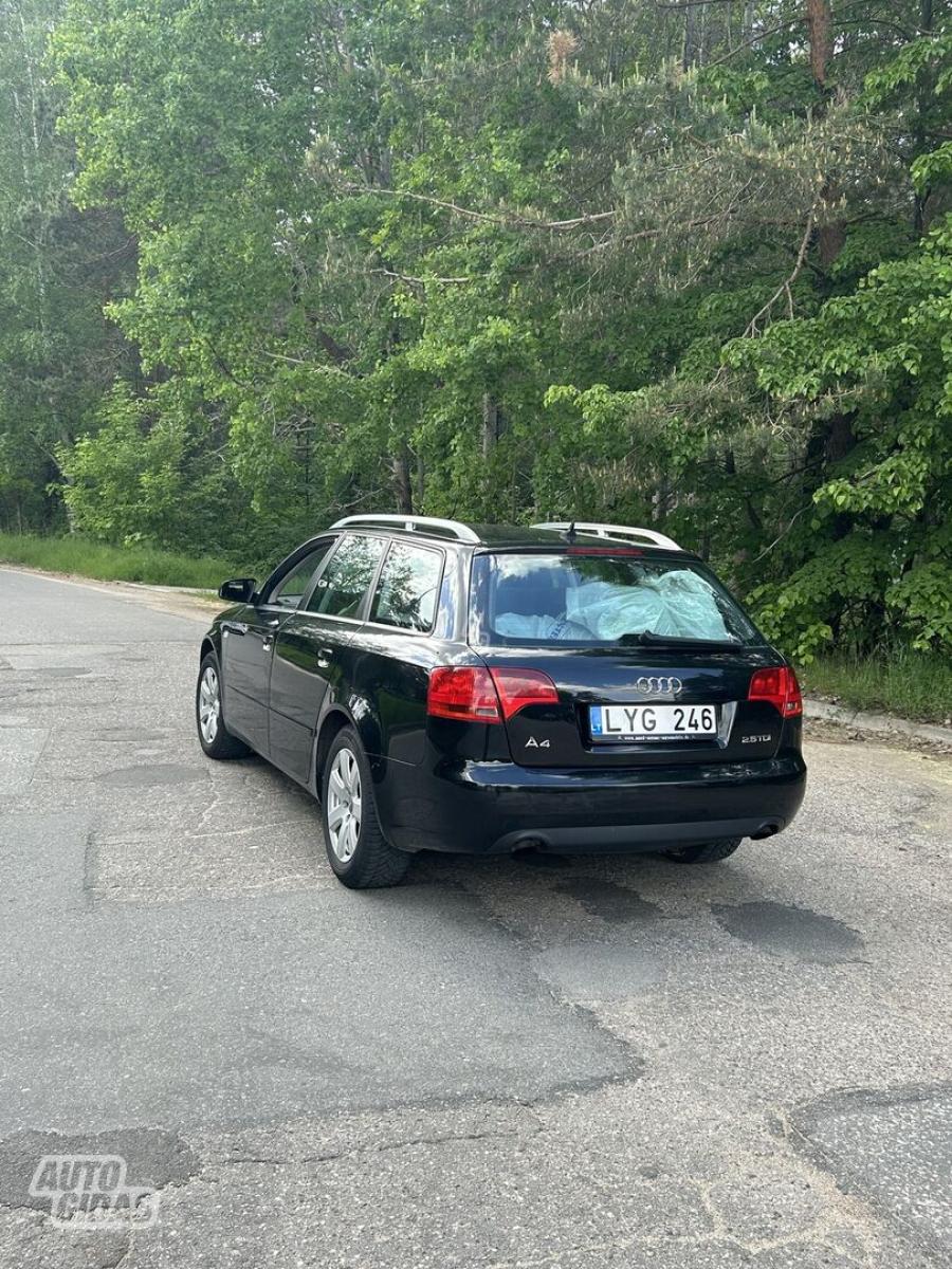 Audi A4 2006 Viļņa, ar dzinēja tilpumu 2.50 L un nobraukumu 315 tūkst. km par 1500 €, foto 5 vietnē AUTOMOTO.COM.LV
