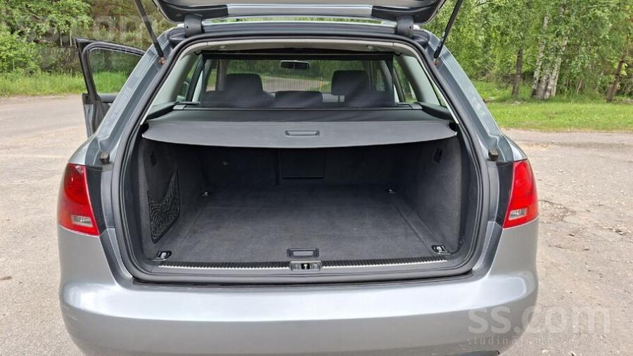Audi A4 2006 Rīga, ar dzinēja tilpumu 2.00 L un nobraukumu 343 tūkst. km par 3150 €, foto 8 vietnē AUTOMOTO.COM.LV
