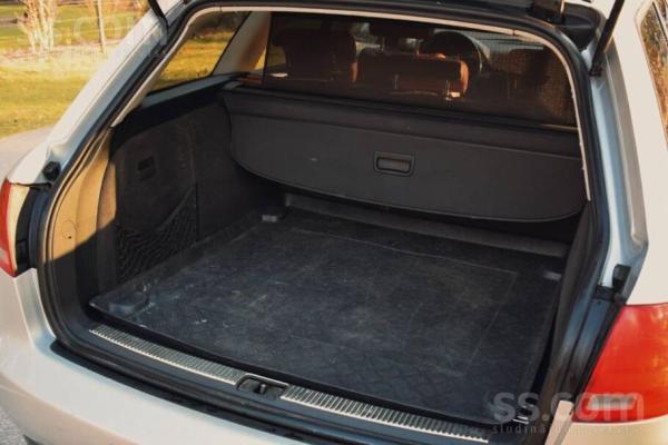 Audi A4 2006 in Riga, with an engine capacity of 3.00 L and mileage of 355 thousand km for 2150 €, photo 9 on AUTOMOTO.COM.LV