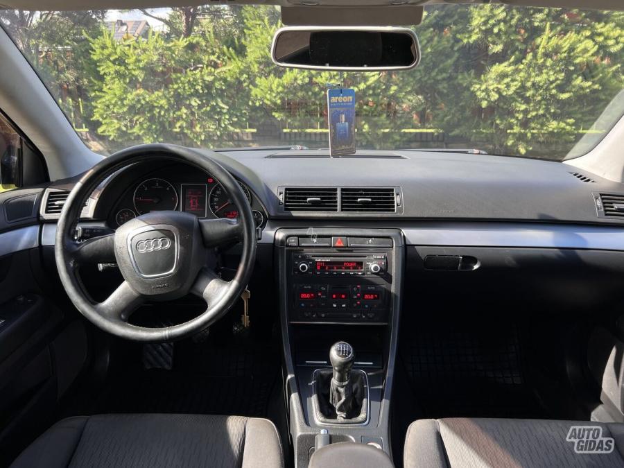 Audi A4 2006 Alīta, ar dzinēja tilpumu 2.00 L un nobraukumu 381 tūkst. km par 2550 €, foto 12 vietnē AUTOMOTO.COM.LV
