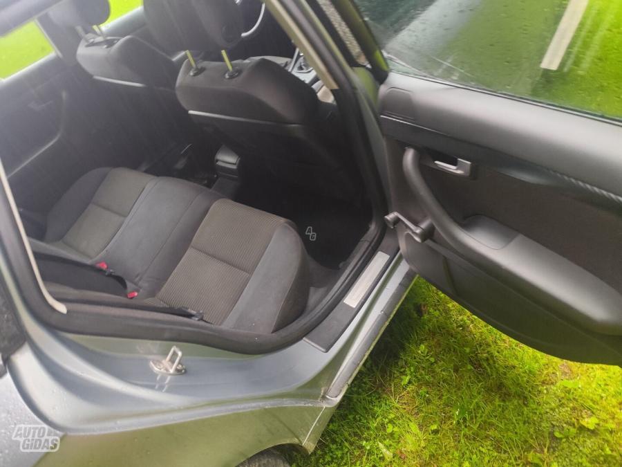 Audi A4 2006 Utena, ar dzinēja tilpumu 2.00 L un nobraukumu 0 tūkst. km par 1250 €, foto 9 vietnē AUTOMOTO.COM.LV