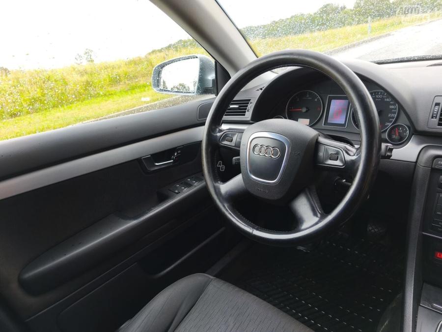 Audi A4 2006 in Kaunas, with an engine capacity of 2.70 L and mileage of 405 thousand km for 1450 €, photo 16 on AUTOMOTO.COM.LV