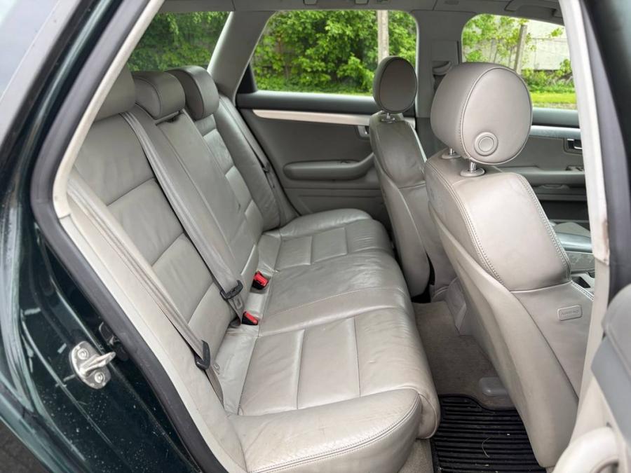 Audi A4 2006 Narva, ar dzinēja tilpumu 3.00 L un nobraukumu 311 tūkst. km par 2990 €, foto 17 vietnē AUTOMOTO.COM.LV