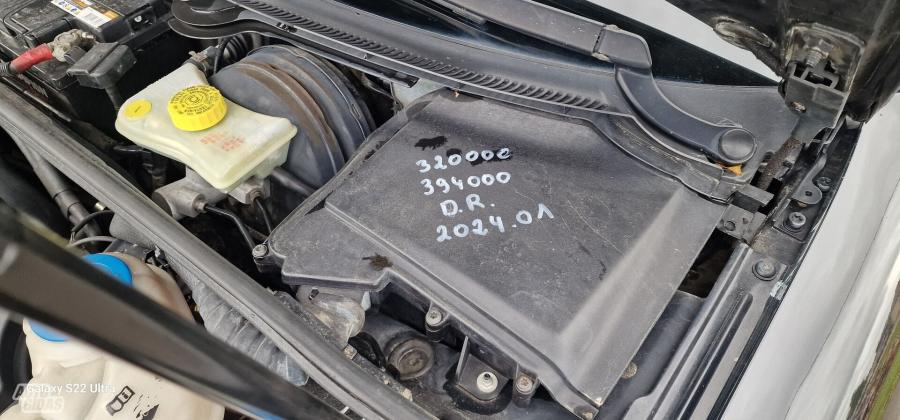 Audi A4 2006 in Telschi, with an engine capacity of 2.00 L and mileage of 341 thousand km for 2850 €, photo 13 on AUTOMOTO.COM.LV