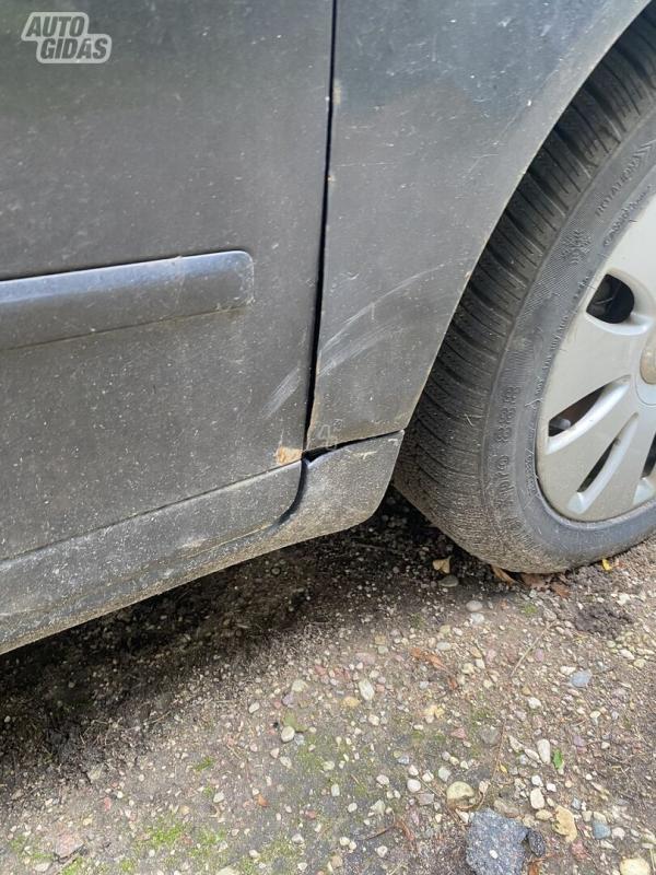 Audi A4 2006 Šilalė, ar dzinēja tilpumu 2.00 L un nobraukumu 370 tūkst. km par 650 €, foto 5 vietnē AUTOMOTO.COM.LV