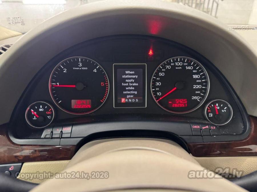 Audi A4 2007 in Tallinn, with an engine capacity of 3.00 L and mileage of 283 thousand km for 2995 €, photo 17 on AUTOMOTO.COM.LV