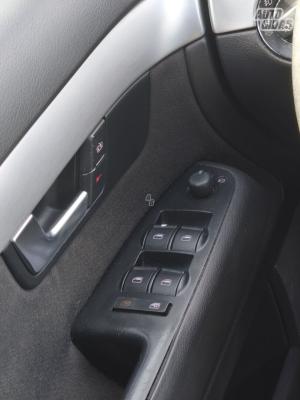 Audi A4 2007 in Vilnius, with an engine capacity of 2.00 L and mileage of 372 thousand km for 2250 €, photo 17 on AUTOMOTO.COM.LV