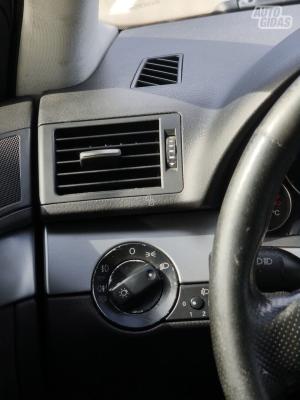Audi A4 2007 in Vilnius, with an engine capacity of 2.00 L and mileage of 372 thousand km for 2250 €, photo 18 on AUTOMOTO.COM.LV