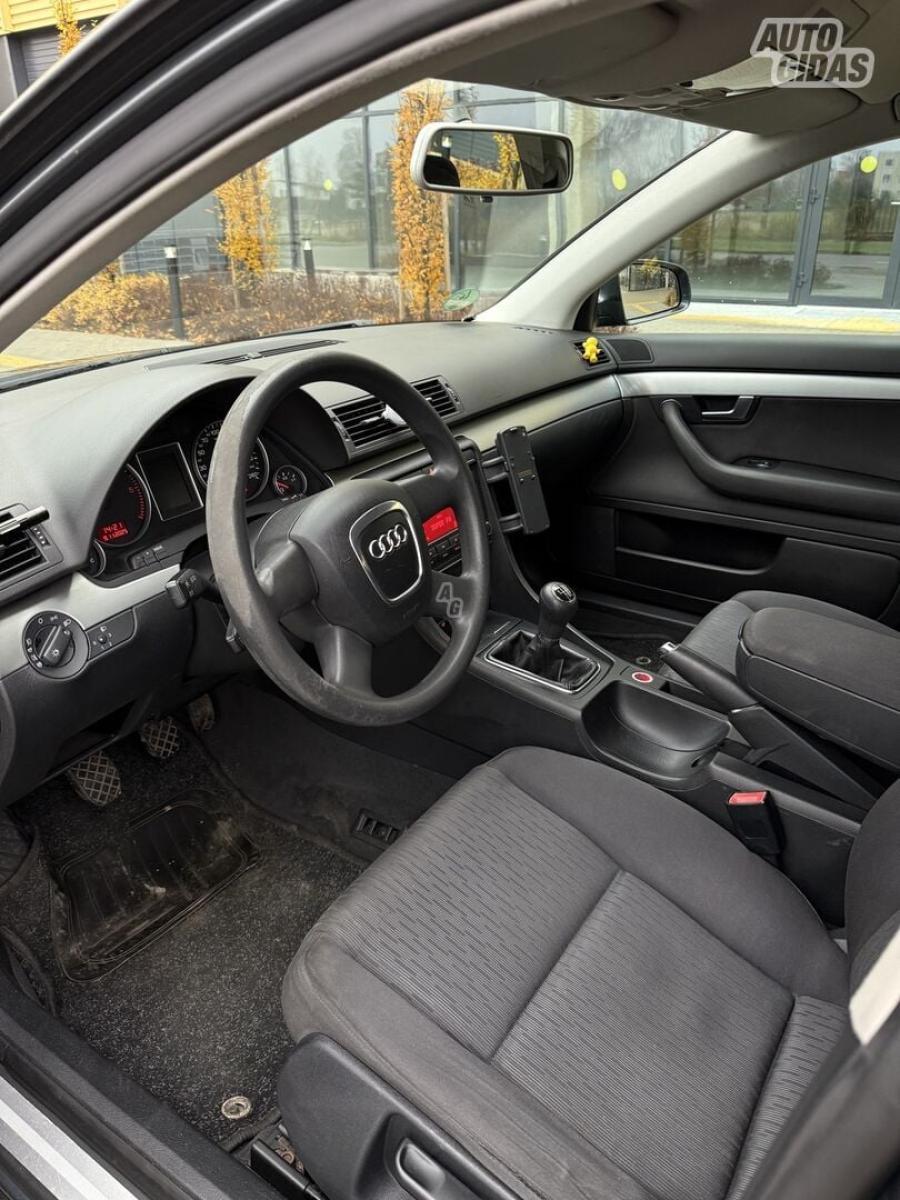 Audi A4 2007 Viļņa, ar dzinēja tilpumu 2.00 L un nobraukumu 300 tūkst. km par 2100 €, foto 19 vietnē AUTOMOTO.COM.LV