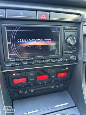 Audi A4 2007 in Vilnius, with an engine capacity of 2.00 L and mileage of 270 thousand km for 2700 €, photo 13 on AUTOMOTO.COM.LV