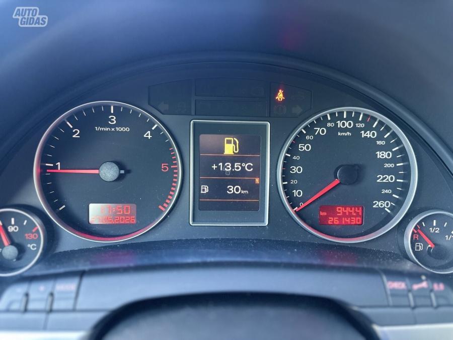 Audi A4 2007 in Vilnius, with an engine capacity of 2.00 L and mileage of 270 thousand km for 2700 €, photo 14 on AUTOMOTO.COM.LV