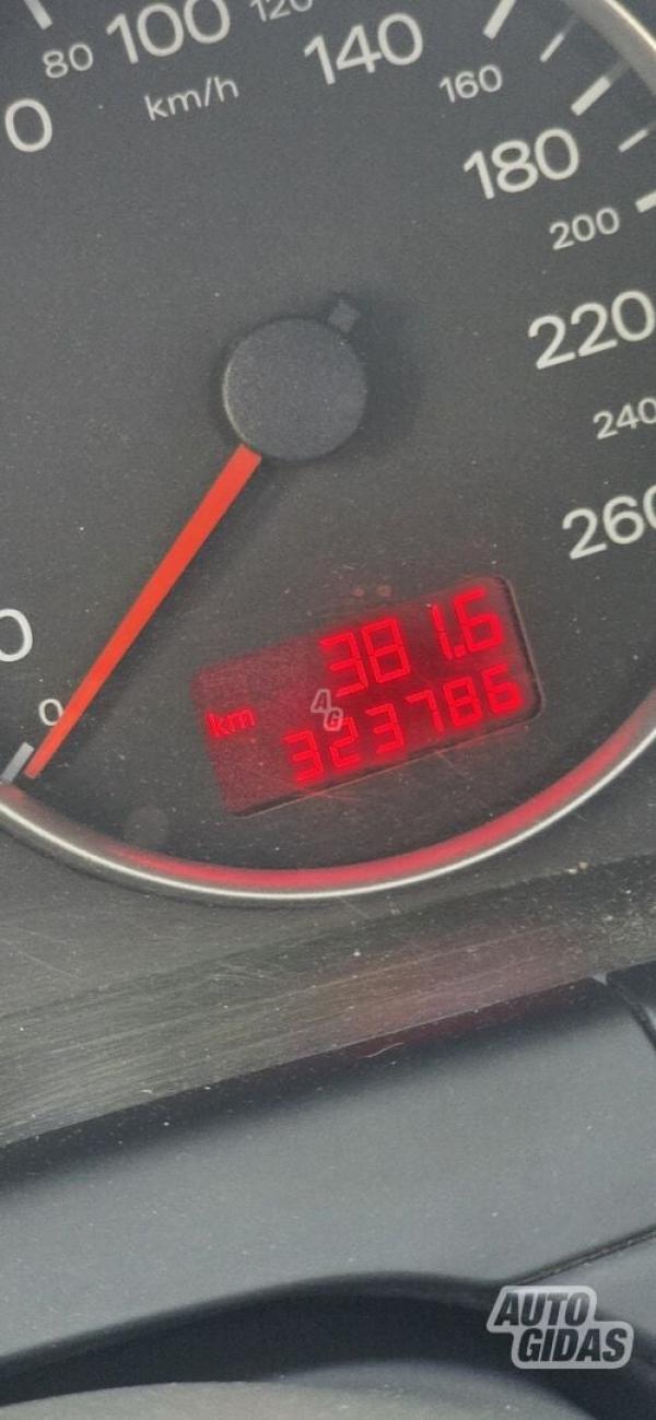 Audi A4 2007 in Panevezys, with an engine capacity of 2.00 L and mileage of 324 thousand km for 3300 €, photo 9 on AUTOMOTO.COM.LV