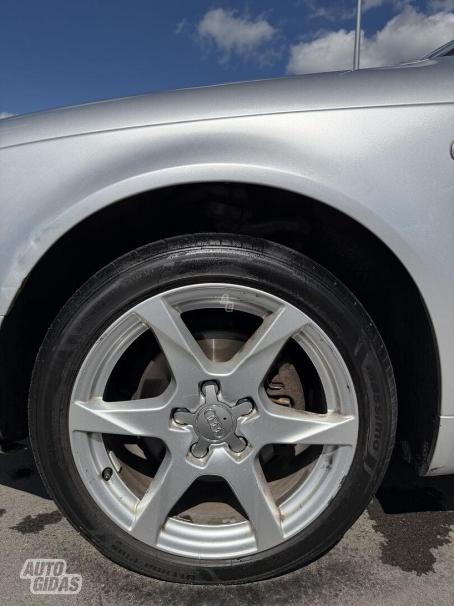 Audi A4 2007 Viļņa, ar dzinēja tilpumu 2.00 L un nobraukumu 394 tūkst. km par 3300 €, foto 24 vietnē AUTOMOTO.COM.LV