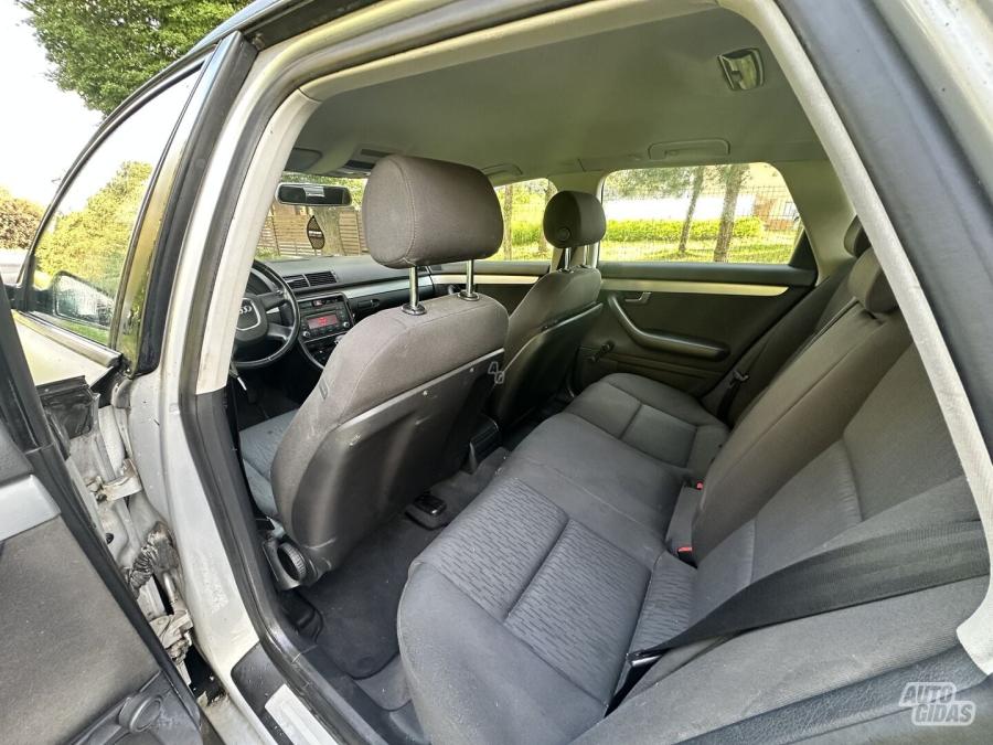 Audi A4 2007 in Vilnius, with an engine capacity of 2.00 L and mileage of 400 thousand km for 1200 €, photo 10 on AUTOMOTO.COM.LV