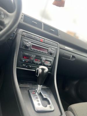 Audi A4 2007 in Vilnius, with an engine capacity of 3.00 L and mileage of 505 thousand km for 1600 €, photo 15 on AUTOMOTO.COM.LV