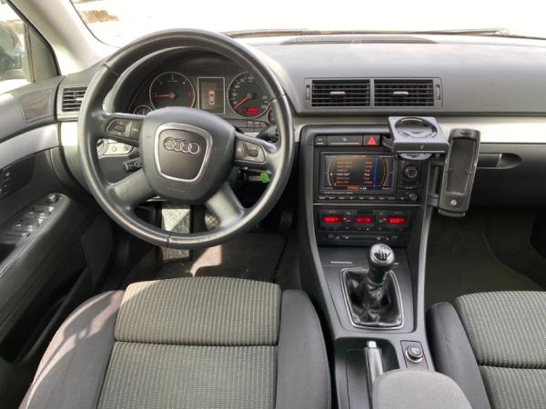Audi A4 2007 in Riga, with an engine capacity of 2.70 L and mileage of 423 thousand km for 2650 €, photo 7 on AUTOMOTO.COM.LV