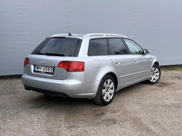 Audi A4 2007 Rīga, ar dzinēja tilpumu 2.00 L un nobraukumu 331 tūkst. km par 3250 €, foto 3 vietnē AUTOMOTO.COM.LV