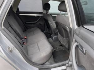 Audi A4 2007 Rīga, ar dzinēja tilpumu 2.00 L un nobraukumu 331 tūkst. km par 3250 €, foto 8 vietnē AUTOMOTO.COM.LV