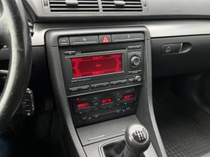Audi A4 2007 Rīga, ar dzinēja tilpumu 2.00 L un nobraukumu 331 tūkst. km par 3250 €, foto 9 vietnē AUTOMOTO.COM.LV