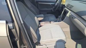 Audi A4 2007 in Marijampole, with an engine capacity of 2.00 L and mileage of 228 thousand km for 2750 €, photo 30 on AUTOMOTO.COM.LV