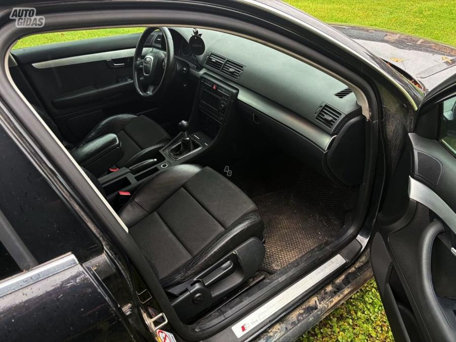 Audi A4 2007 in Vilnius, with an engine capacity of 2.00 L and mileage of 240 thousand km for 1100 €, photo 11 on AUTOMOTO.COM.LV