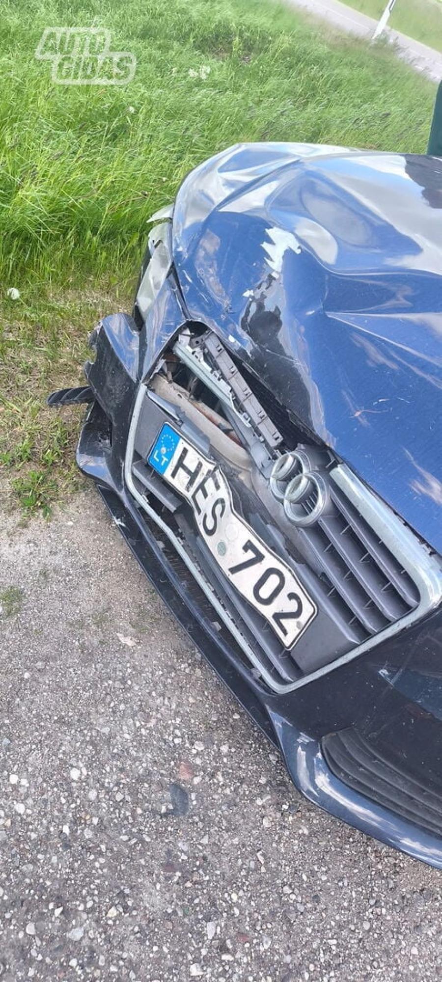 Audi A4 2008 in Plunge, with an engine capacity of 2.00 L and mileage of 388 thousand km for 1500 €, photo 4 on AUTOMOTO.COM.LV