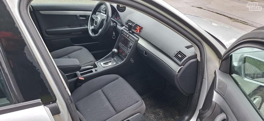 Audi A4 2008 in Vilnius, with an engine capacity of 2.00 L and mileage of 340 thousand km for 1750 €, photo 12 on AUTOMOTO.COM.LV