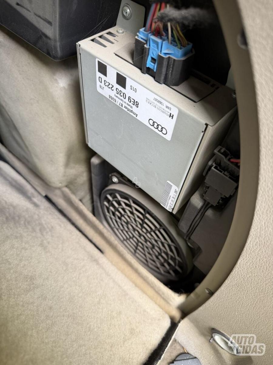 Audi A4 2008 in Siauliai, with an engine capacity of 1.90 L and mileage of 390 thousand km for 2650 €, photo 16 on AUTOMOTO.COM.LV