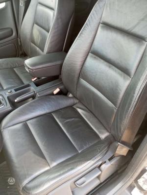 Audi A4 2008 in Kaunas, with an engine capacity of 1.99 L and mileage of 235 thousand km for 2850 €, photo 16 on AUTOMOTO.COM.LV