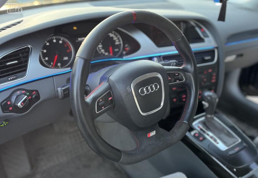Audi A4 2009 in Siauliai, with an engine capacity of 2.00 L and mileage of 294 thousand km for 3500 €, photo 12 on AUTOMOTO.COM.LV