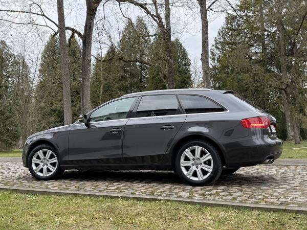 Audi A4 2009 Kauņa, ar dzinēja tilpumu 2.00 L un nobraukumu 317 tūkst. km par 3199 €, foto 1 vietnē AUTOMOTO.COM.LV
