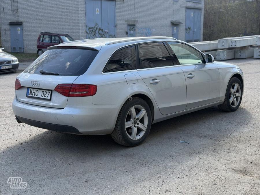 Audi A4 2009 in Vilnius, with an engine capacity of 2.00 L and mileage of 400 thousand km for 4250 €, photo 9 on AUTOMOTO.COM.LV