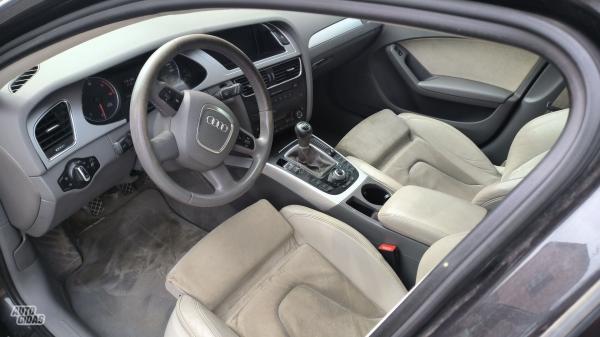 Audi A4 2009 in Klaipeda, with an engine capacity of 2.00 L and mileage of 361 thousand km for 3750 €, photo 7 on AUTOMOTO.COM.LV