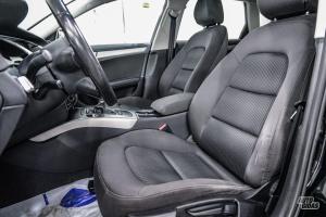Audi A4 2009 in Kaunas, with an engine capacity of 2.00 L and mileage of 309 thousand km for 6490 €, photo 7 on AUTOMOTO.COM.LV