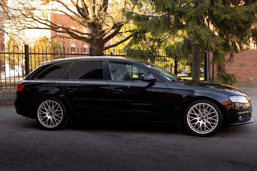 Audi A4 2009 Panevēža, ar dzinēja tilpumu 2.70 L un nobraukumu 312 tūkst. km par 5300 €, foto 6 vietnē AUTOMOTO.COM.LV