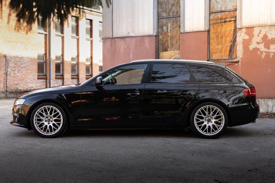 Audi A4 2009 Panevēža, ar dzinēja tilpumu 2.70 L un nobraukumu 312 tūkst. km par 5300 €, foto 7 vietnē AUTOMOTO.COM.LV