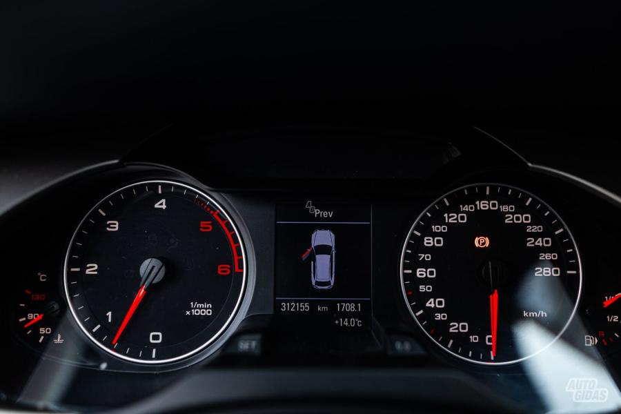 Audi A4 2009 Panevēža, ar dzinēja tilpumu 2.70 L un nobraukumu 312 tūkst. km par 5300 €, foto 11 vietnē AUTOMOTO.COM.LV