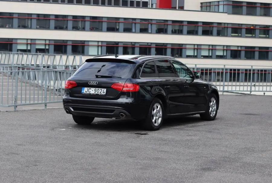 Audi A4 2009 in Riga, with an engine capacity of 3.00 L and mileage of 365 thousand km for 4980 €, photo 7 on AUTOMOTO.COM.LV