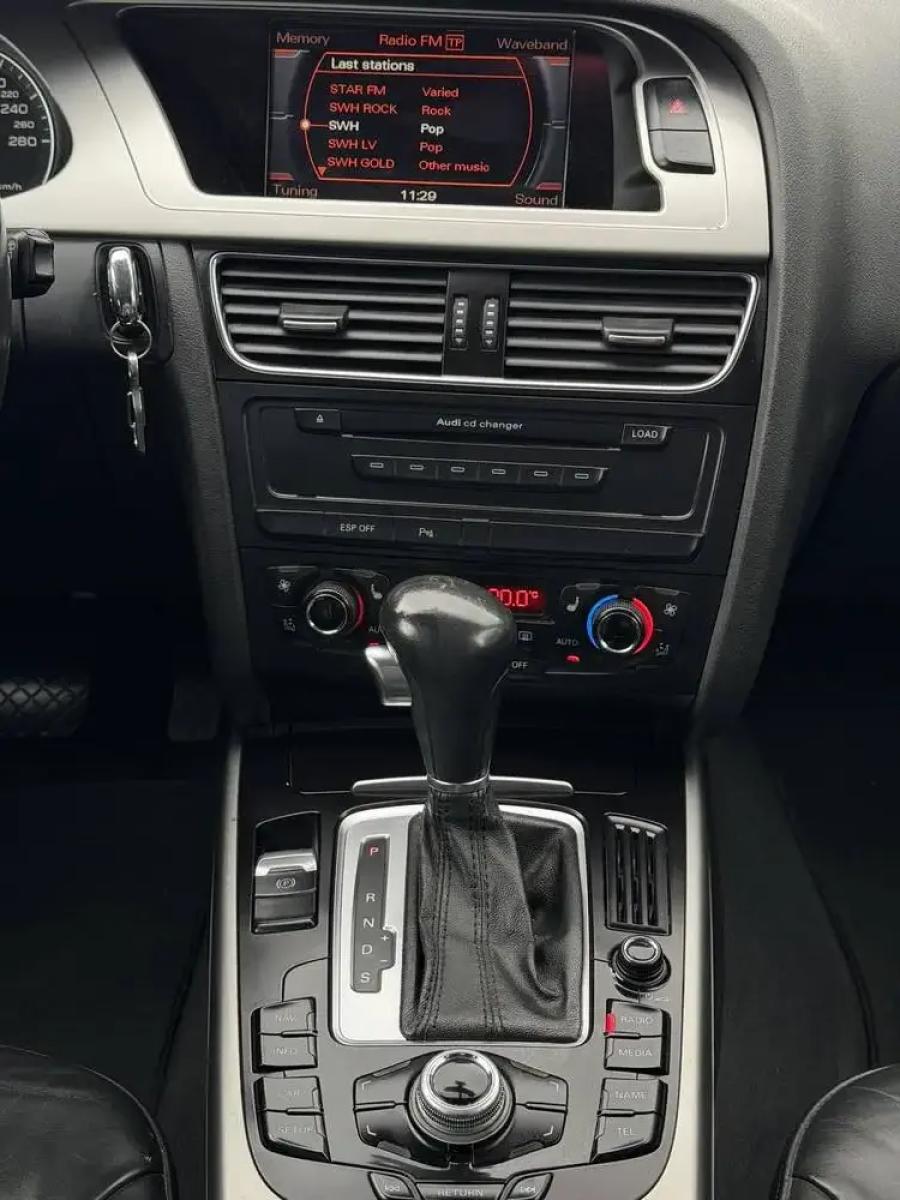 Audi A4 2009 in Riga, with an engine capacity of 3.00 L and mileage of 365 thousand km for 4980 €, photo 13 on AUTOMOTO.COM.LV