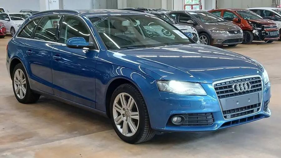 Audi A4 2009 in Tukums, with an engine capacity of 2.00 L and mileage of 255 thousand km for 6480 €, photo 5 on AUTOMOTO.COM.LV