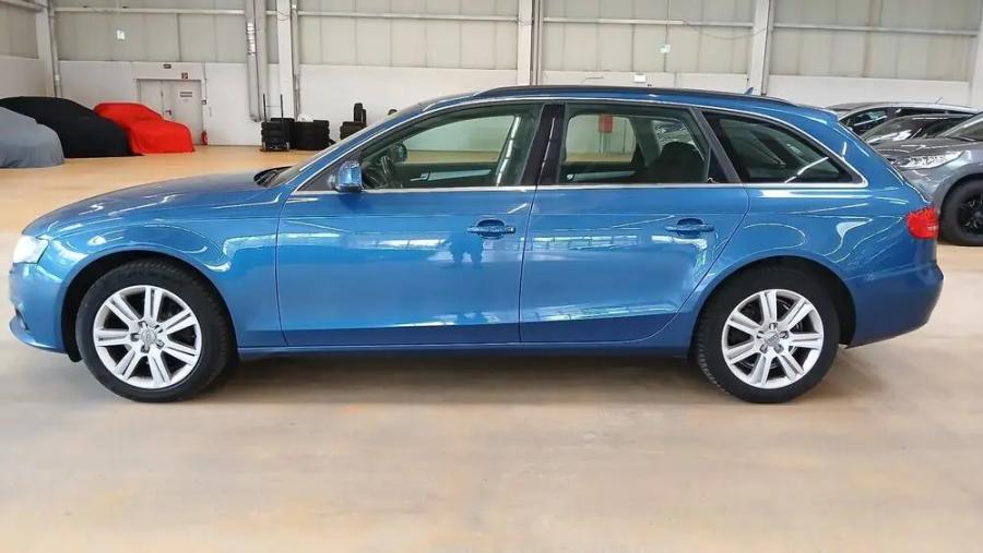 Audi A4 2009 in Tukums, with an engine capacity of 2.00 L and mileage of 255 thousand km for 6480 €, photo 12 on AUTOMOTO.COM.LV